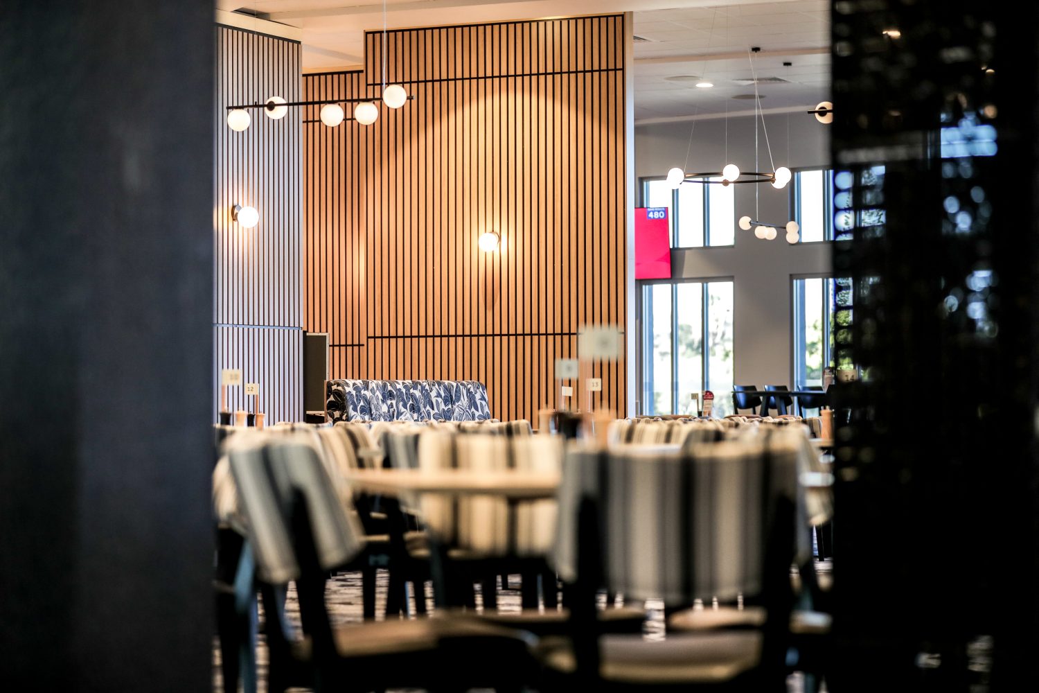 Burleigh Sports Club Bar & Bistro | Open 7 Days